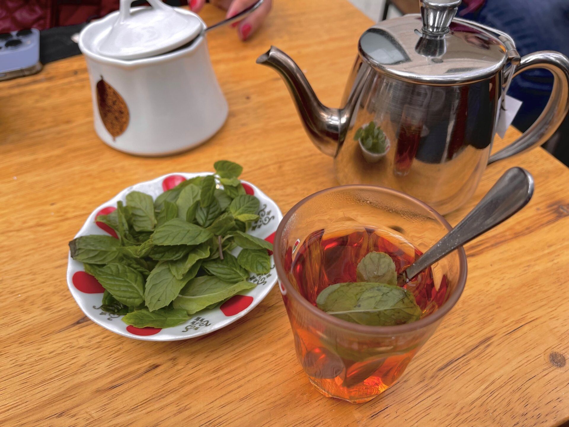 Tea in Jordan: Ritual and history